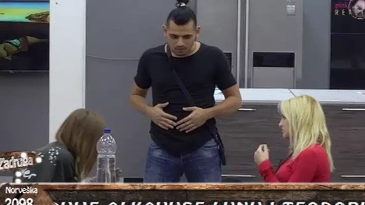 pink.rs | Bora ispituje Kiju: ONA MU ISPRIČALA NAJLEPŠI PERIOD SA ...