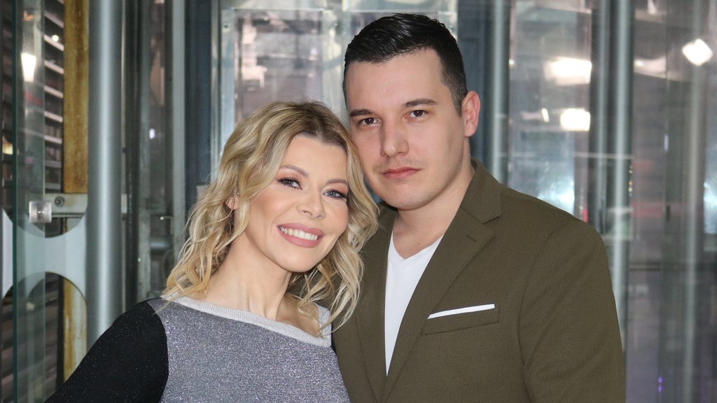 PET MESECI KRILA SVE! Danijela Karić ČETVRTI PUT TRUDNA, srećne vesti obelodanila na 40 ...