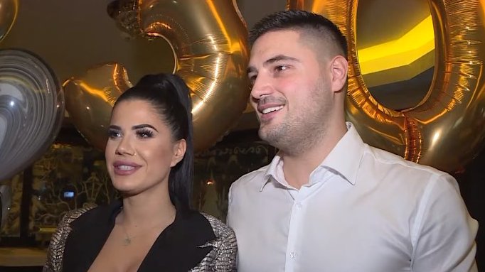 ODBROJAVAJU SITNO! Trudna žena Ljube Perućice objavila sliku iz bolnice ...