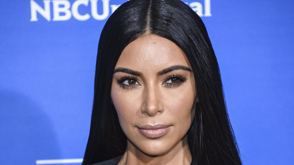 pink.rs | KIM KARDAŠIJAN SPREMNA ZA NOVU LJUBAV?! Rijaliti zvezda samo ...