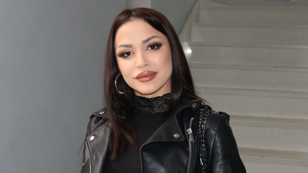 pink.rs | PUNA K'O BROD! Aleksandra Mladenović kod Soraje na rođendanu ... pink.rs | PUNA K'O BROD! Aleksandra Mladenović kod Soraje na rođendanu ...