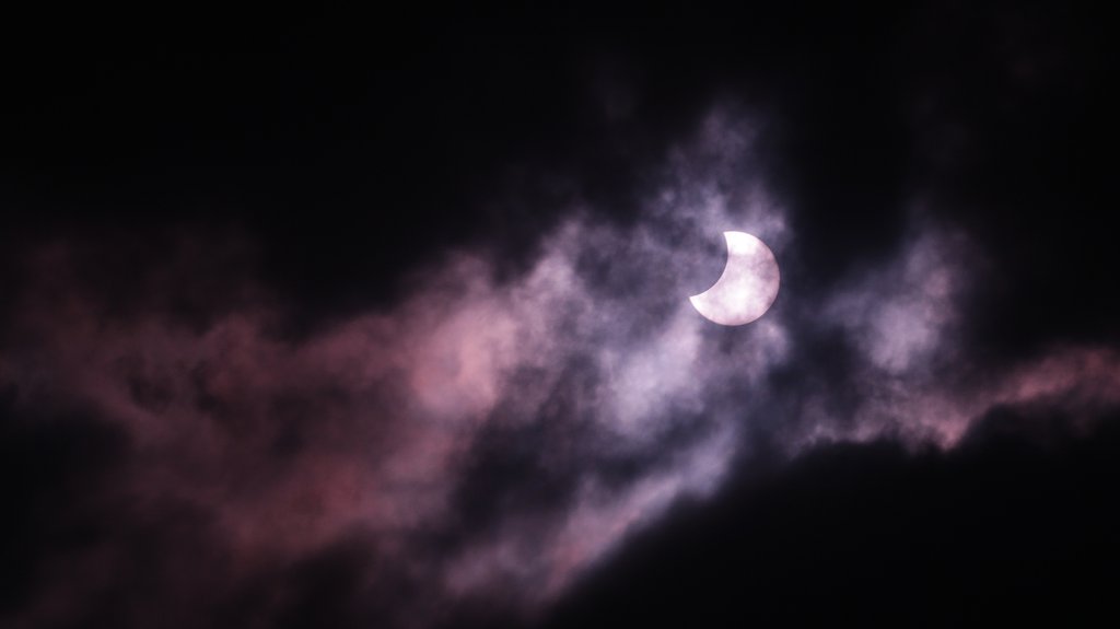 Astrološki horor ili čudo? Pomračenje krvavog Meseca budi nešto snažno ...