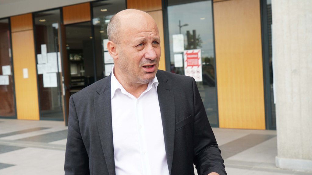 OGLASIO SE GENERAL DRAGIŠA SIMIĆ NAKON DRAME ISPRED NJEGOVE KUĆE 'Video ...