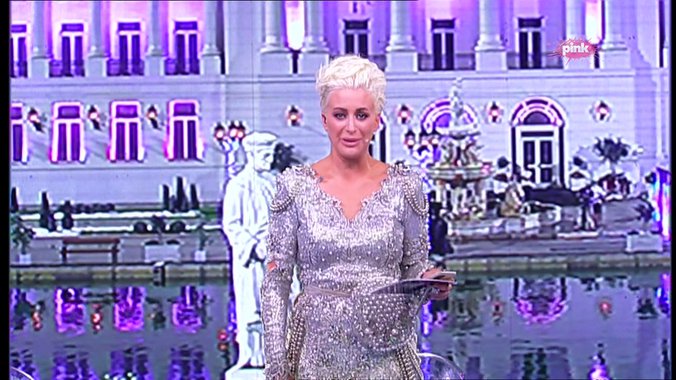 pink.rs | POČELA JE ZADRUGA 4! Spektakularno otvaranje najgledanijeg ...