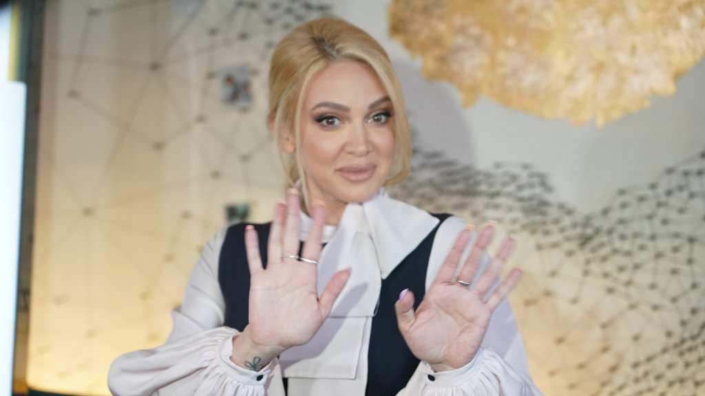 TO JE SLATKO, PILETINA: Milica Todorović otkrila da joj ne smeta ...