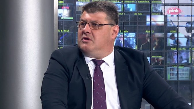 SLAVLJE U DOMU POZNATOG VODITELJA! Sarapa se OŽENIO po drugi put, a za ...