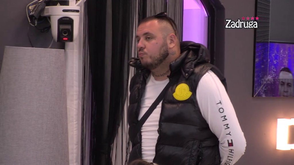 pink.rs | Filip Car šeta kao FURIJA, dok Monika priča o emocijama prema ...