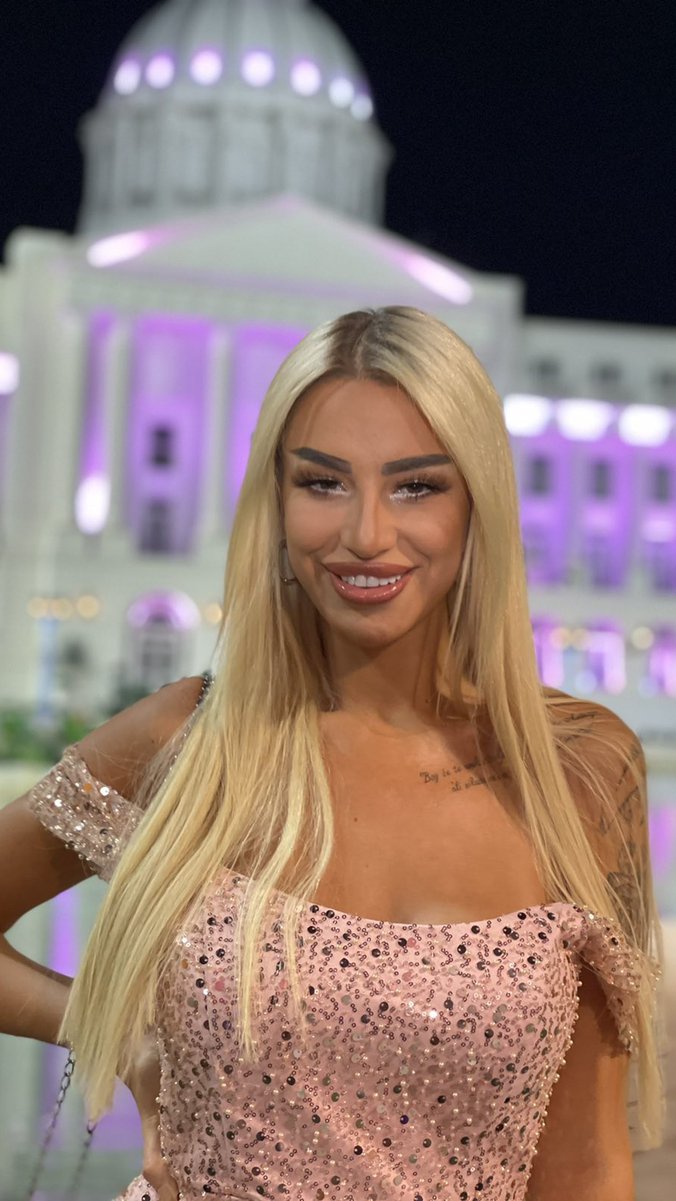 pink.rs | DEMANTOVALI SMO ONE KOJI SU PRIČALI DA NEMAMO ODNOSE: Aleks ...