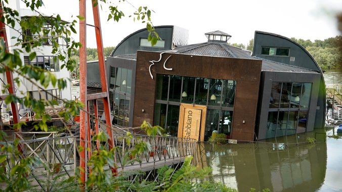 TONE POZNATI SPLAV U BEOGRADU! Nema povređenih! (FOTO) | pink.rs