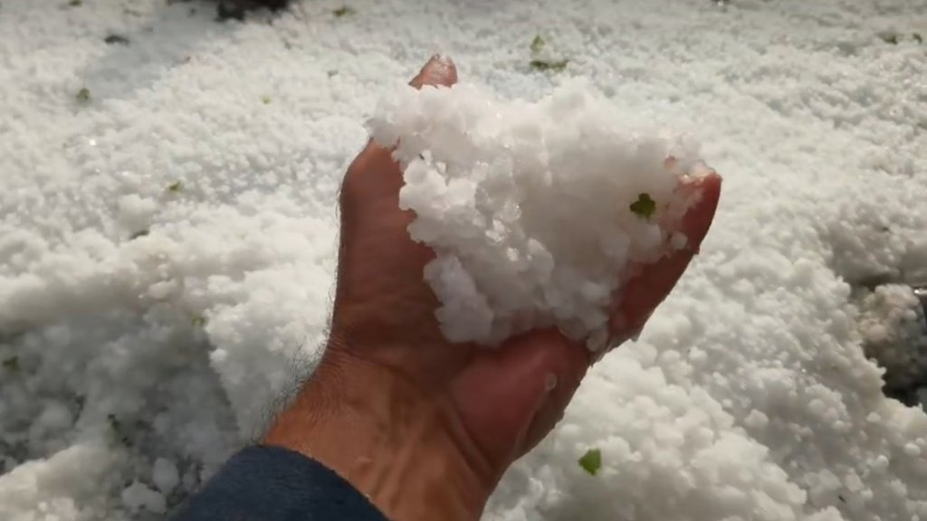 ZABELELO SE SELO KOD BOGATIĆA! U Crnoj Bari grad padao duže od 40 ...