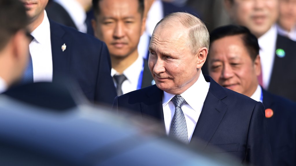 PUTIN: Zapad je sankcijama pokušao da udari na Rusiju, ali je kaznio ...