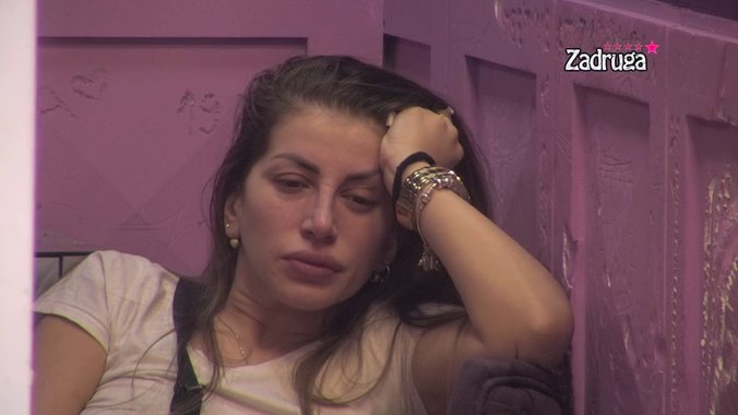 pink.rs | 'IZVINI, ZNAM DA SE TRUDIŠ!' Car na sve načina pokušavao da POPRAVI situaciju sa ...