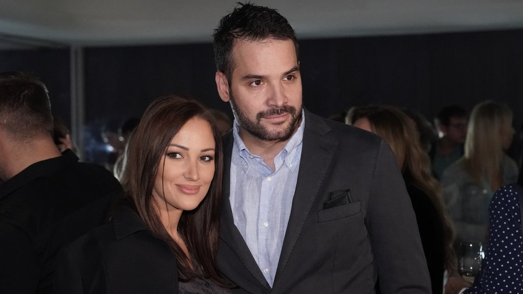 Slavlje u domu Prije i Filipa: Pevačica se oglasila, čestitke stižu sa ...