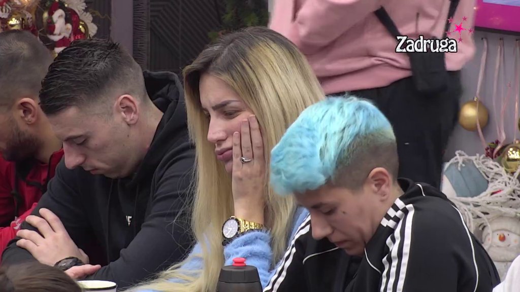 NIKO JE NIJE PRIHVATIO KAO DEJAN: Zorica nahvalila Zvezdana i Aleks ...