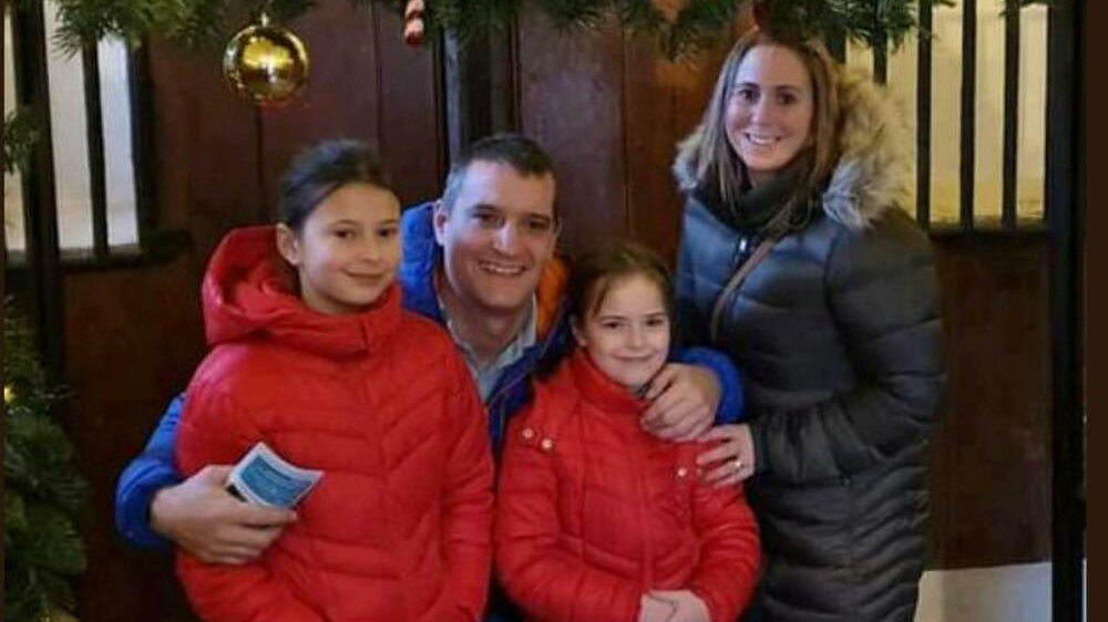 pink.rs | OBESIO SE JER NIJE MOGAO DA KUPI KUĆU IZ SNOVA! Požalio se da ...