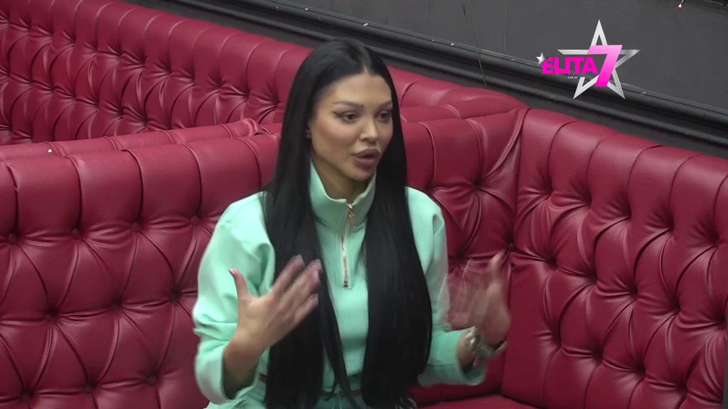 PRESAVILA TABAK?! Maja se OBRATILA Caru i Aleks, čestitala im na prinovi, istakla da je ...