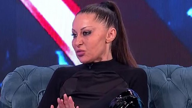 Deca su me gledala u striptiz klubu: Branka Blek Rouz ne prestaje da ...