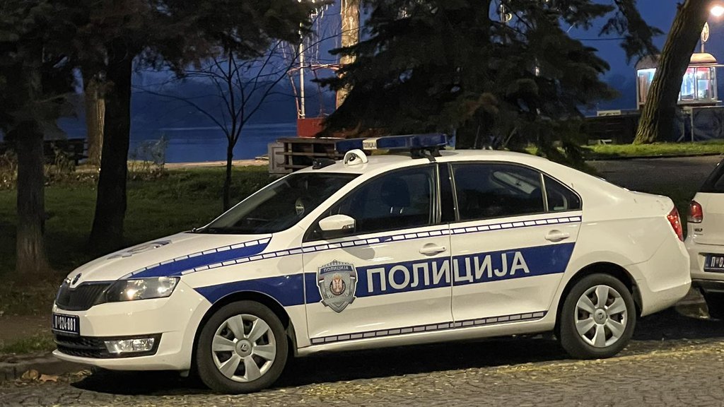 HOROR U NOVOM SADU! SIN (20) NASMRT IZBO MAJKU: Hitna pomoć samo mogla da KONSTATUJE SMRT | pink.rs