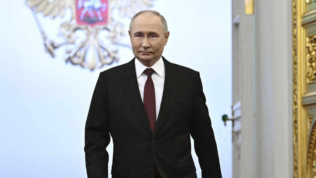 PUTIN OBJAVIO FINANSIJSKI RAT ZAPADU?! Zahvalio se Aziji, a onda je ...