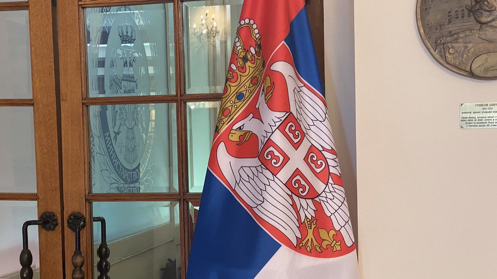 ZASTAVE NA POLA KOPLJA! U Srbiji sutra Dan žalosti, ovo su pravila ...