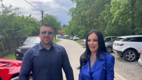 'JEDVA SMO ČEKALI TU ČUVENU SVADBU!' Na venčanje Milice i Bore prvi stigli Jelena Pešić i Mladen ...