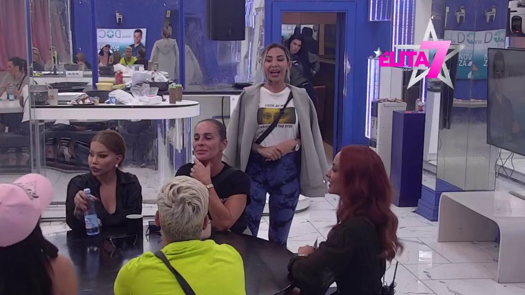 Najveći uspeh mi je što sam majka: Aneli progovorila o svojim životnim ...