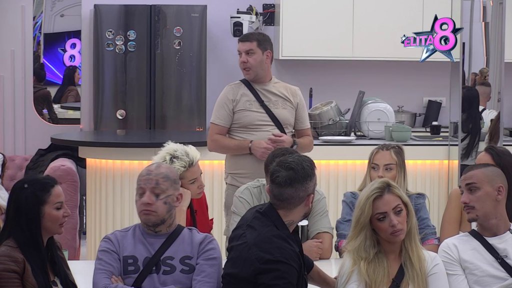 Sa njima bi mogao da završi i deda Pera: Ivan žestoko udario na moral ...