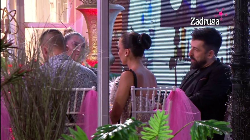 'OČEKUJE NAS NIKAD NAPETIJE SUPERFINALE' Ognjen Amidžić stigao na Rajsko ostrvo i obratio se ...