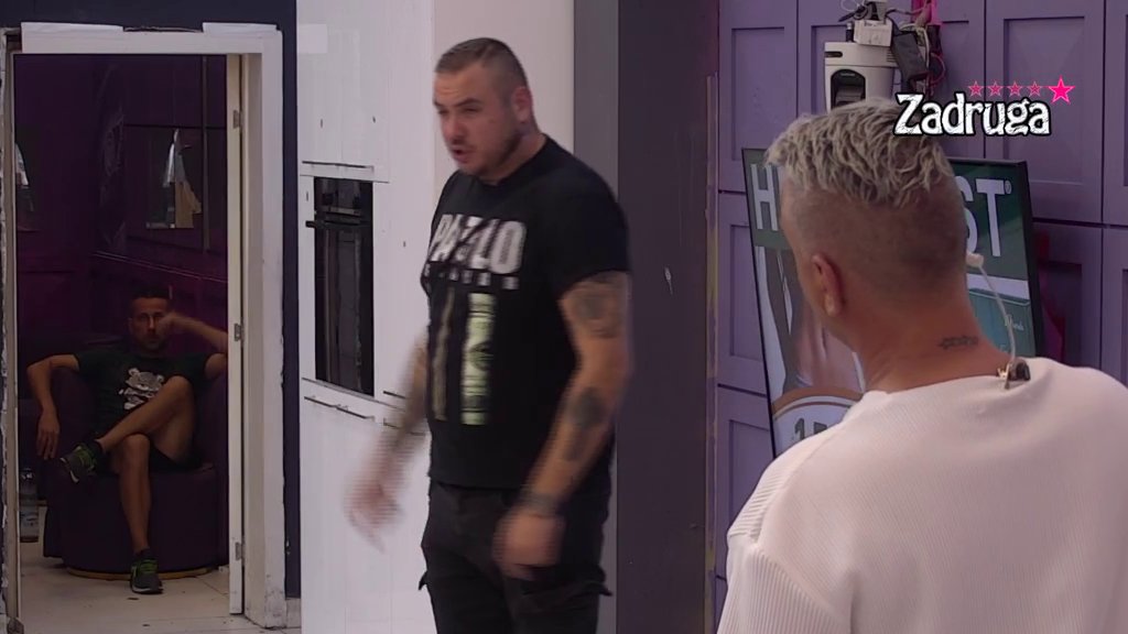 pink.rs | 'NIKO JOJ NE BI OPROSTIO, ONO ŠTO SAM JA!' Filip opleo po ...