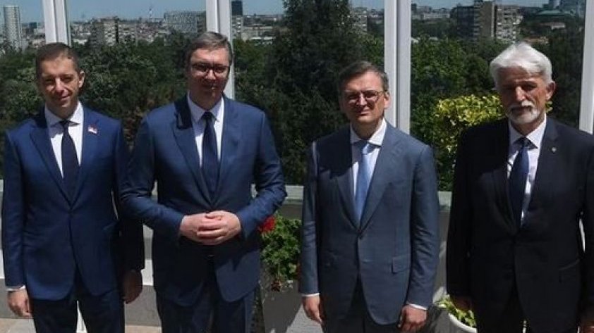 VUČIĆ SE SASTAO SA KULEBOM: Razgovor o evropskom putu i potrebi uspostavljanja mira | pink.rs