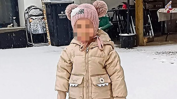 'NEMA GORE KAZNE OD SMRTI DETETA' Mihaela krivi sebe za smrt ćerke Melise (2): Advokat otkrio ...