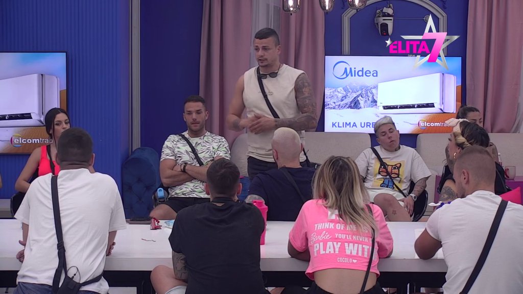 'DA NIJE MENE NE BI BIO BITAN U RIJLITIJU!' Milica Veličković nikad ... 'DA NIJE MENE NE BI BIO BITAN U RIJLITIJU!' Milica Veličković nikad ...