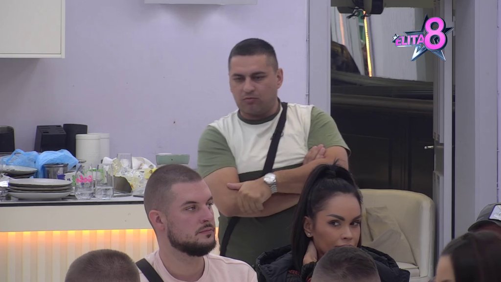 Čega se pametan stidi, budala se ponosi: Bebica oštro prokomentarisao Poršelinu, pa Škatariću ...