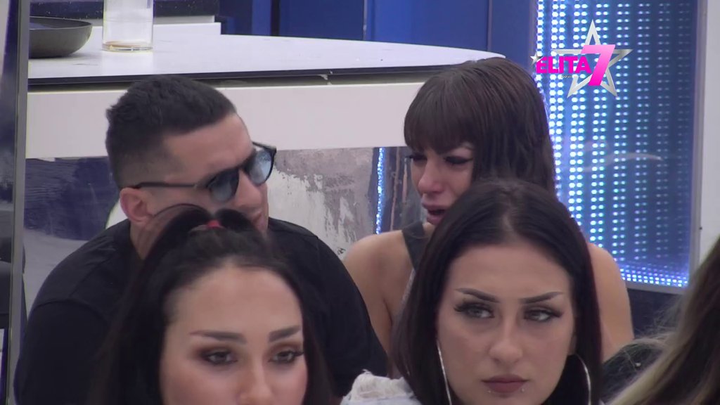 NE ŽELI NIŠTA SA NJOM! Miljana moli Bebicu za MRVU LJUBAVI, on je OLADIO KAO NIKADA DO SADA ...