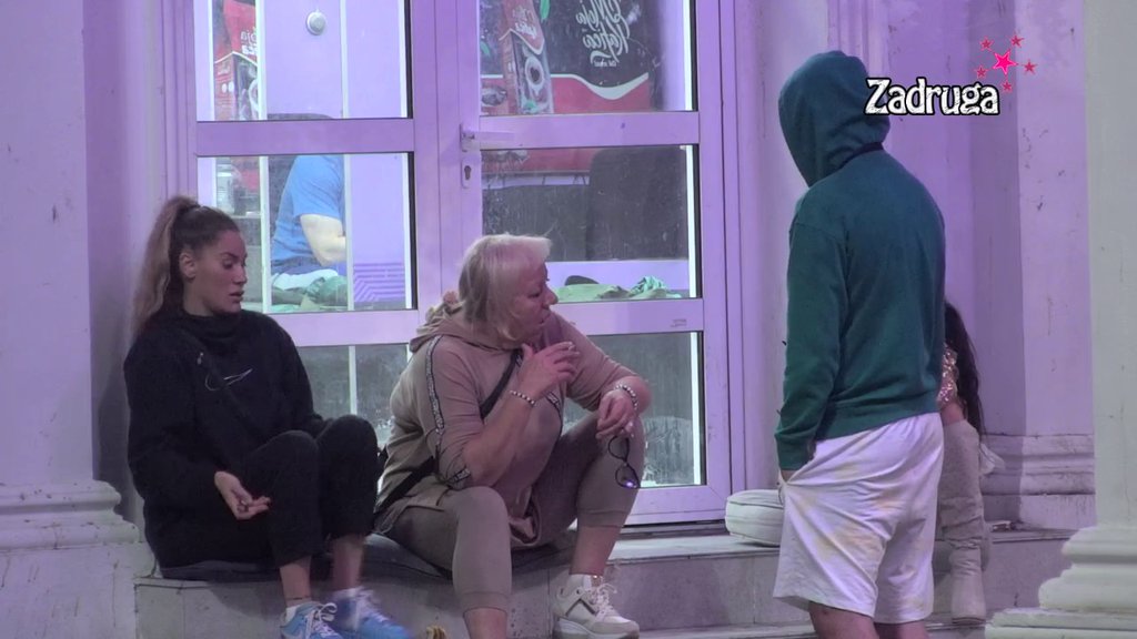 'PONAVLJA MOJE REČI!' Zorica uverena da Zvezdan hoće sa Majom da OPERE Anđelu, Ana primetila da ...