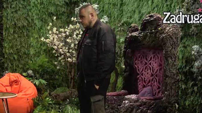 ZA SVAKU POHVALU! Car prepričao sve tri knjige koje je pročitao, a evo šta dobija kao NAGRADU za ...