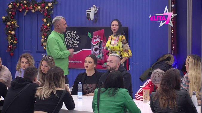 'OBRAZ JOJ JE ĐON' Maja ispalila rafalnu paljbu po bivšoj drugarici, Miona svim silama pokušala ...