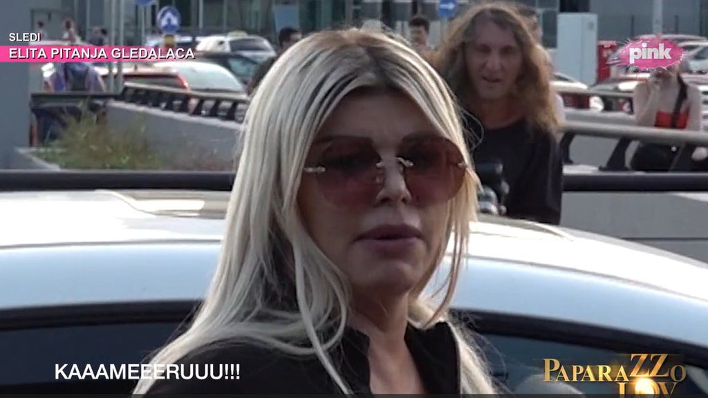 DOLIJALA DARA BUBAMARA?! Njenoj bahatosti je došao kraj! Ponovo parkirala na SRED ULICE, pa joj ...
