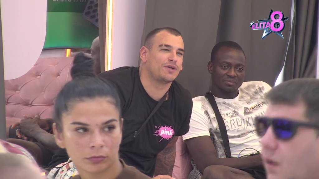 Gleda me dok se on kupa: Marko Zec žestoko pecnuo Bebicu i Teodoru ...