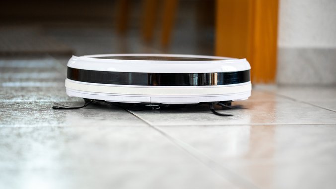 ROBOT USISIVAČ: Pomodarstvo ili realan saveznik u čišćenju doma? | pink.rs