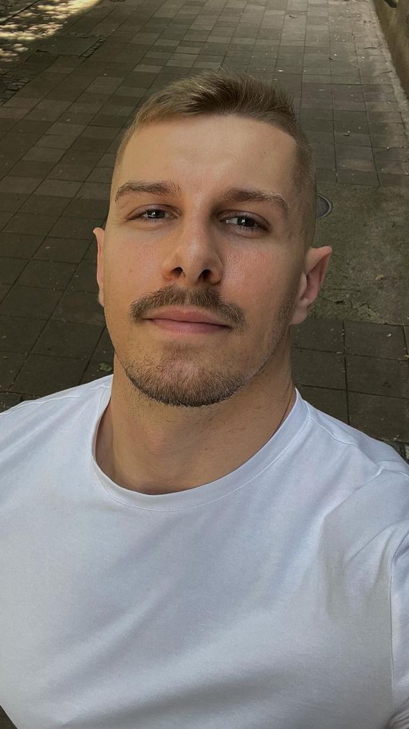 EKSKLUZIVNO SAZNAJEMO: Evo na koji način je Janjušev brat Mihailo počinio SAMOUBISTVO! POTRESNO ...