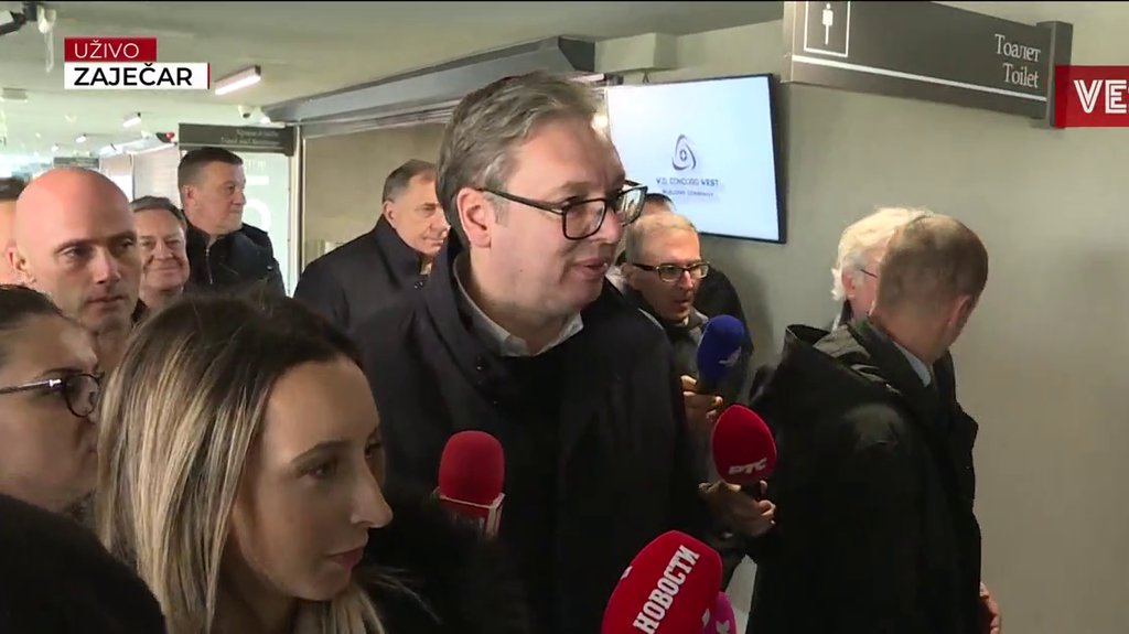 VUČIĆ U OBILASKU 'KRALJEVICE' U ZAJEČARU: Svako drugo mesto mora da ima stadion kakv ima Beograd ...