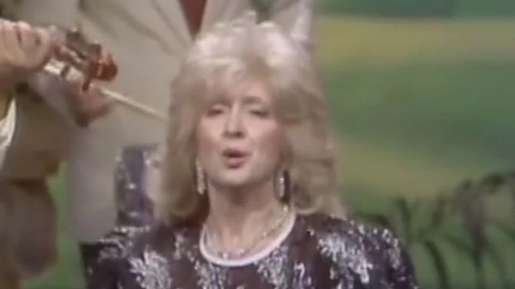 SEĆANE NA LEGENDU! Pevačica Vasilija Radojčić nije imala LAK ŽIVOT ...