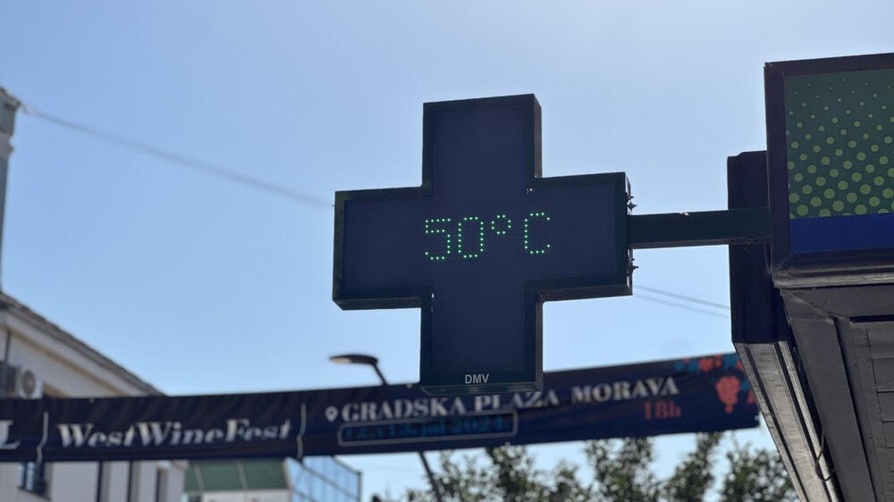 Grad duhova! U ovom gradu u Srbiji je danas izmereno 50 stepeni: Na ...