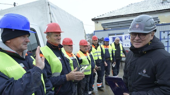 Vesić u Novoj Varoši: Povezaćemo ceo kraj na autoput - Nova Varoš ...