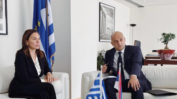 AMBASADOR SRBIJE U ATINI SA GRČKOM MINISTARKOM TURIZMA: Širom otvorena ...