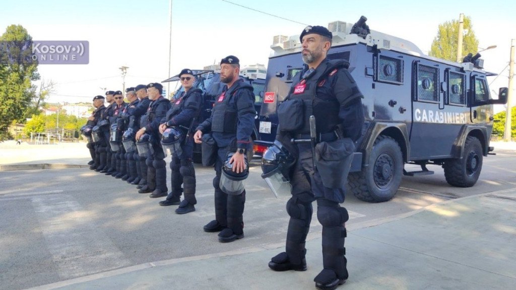 TRINAESTI DAN BLOKADE SRPSKIH INSTITUCIJA NA KiM: Više stotina zaposlenih i dalje ne može na ...