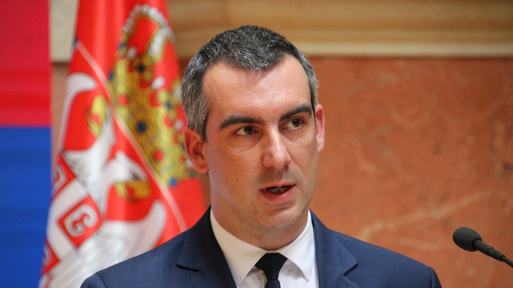 GLASOVE NARODA NEĆE MOĆI DA UKRADU, TO NEĆEMO DA DOZVOLIMO! Dr Orlić u ...