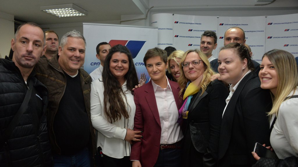 Gujon i Brnabić: Srbija ne sme da stane | pink.rs