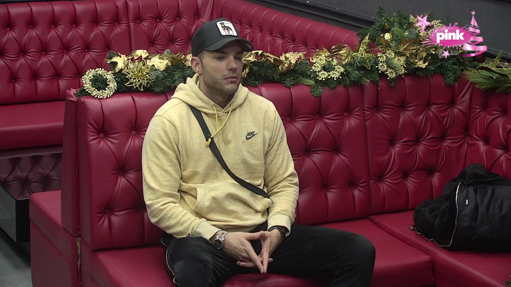 TRK NA PINK! Anđelo Ranković upavo se sprema da otvori dušu voditelju Darku Tanasijeviću! Ovo se ...